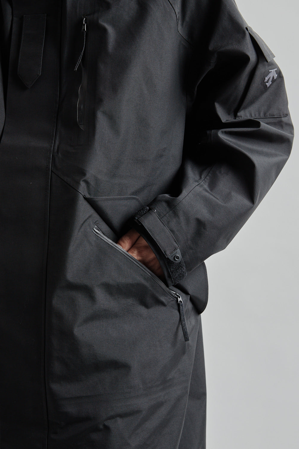 ALLTERRAIN 81 Shell Coat - Black | Wallace Mercantile Shop